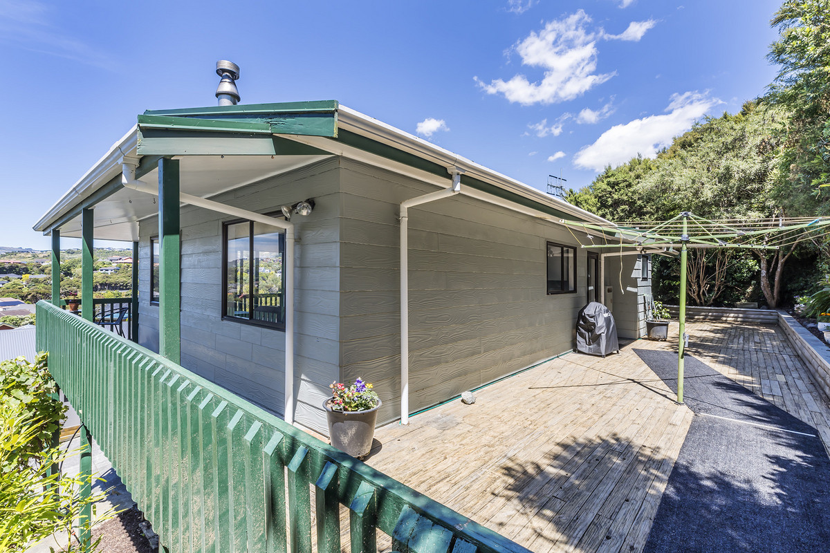 22 Shackle Lane, Whitby, Porirua, Wellington, 5024, New Zealand ...