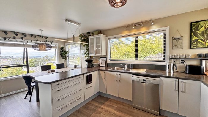 131 Chelsea View Drive, Chatswood, North Shore City, Auckland, 0626 ...