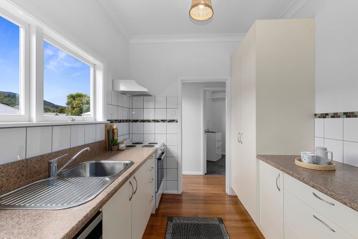 14C Sharpe Crescent, Wainuiomata, Lower Hutt, Wellington, 5014, New ...